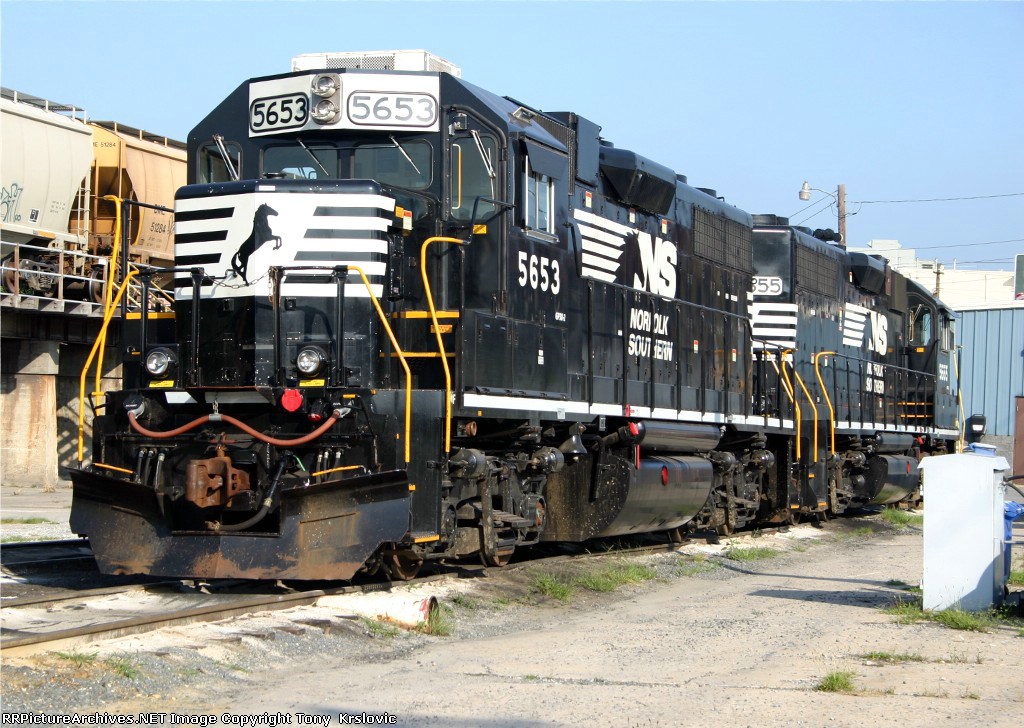 NS 5653 At Dillerville Yard